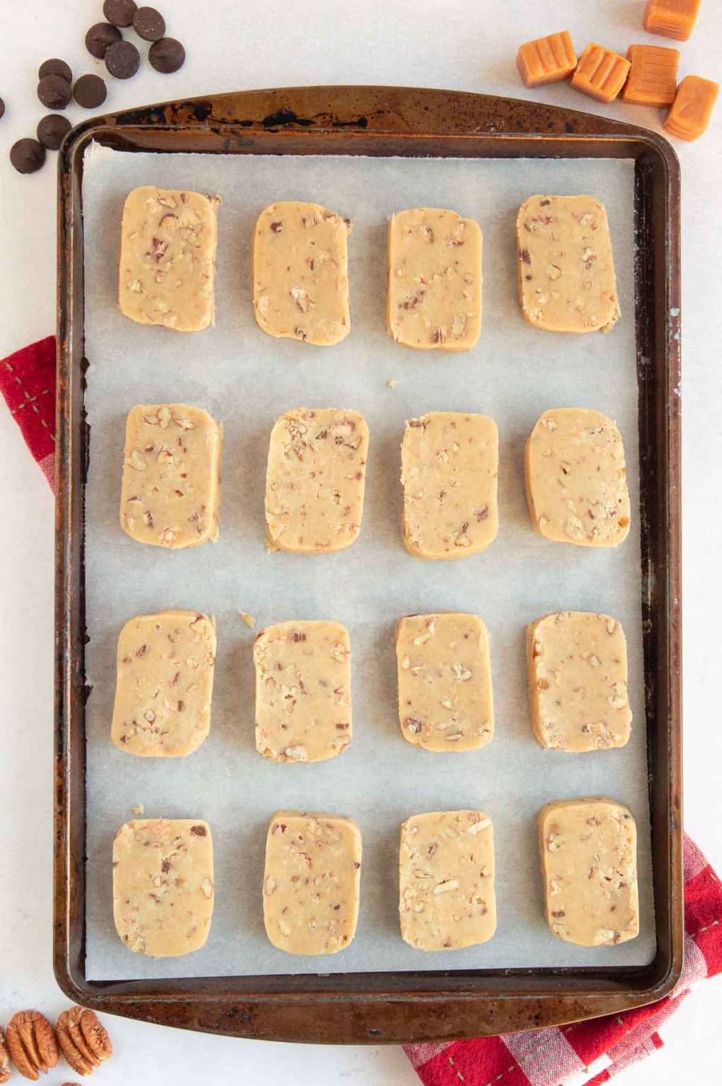 Butter Pecan Shortbread Cookies with a Turtle Topping - West Via Midwest