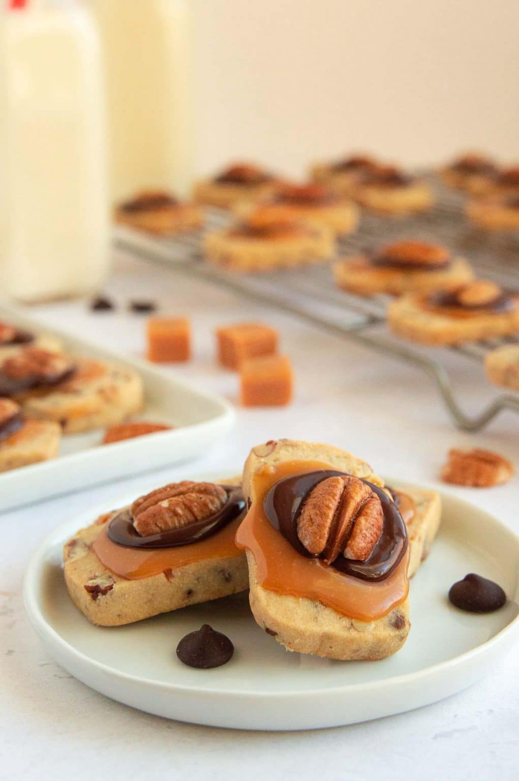 Butter Pecan Shortbread Cookies with a Turtle Topping - West Via Midwest